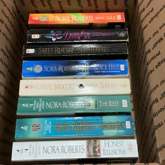 Paperbacks | Accents | Nora Roberts Romance Bundle Of 8 Books | Poshmark